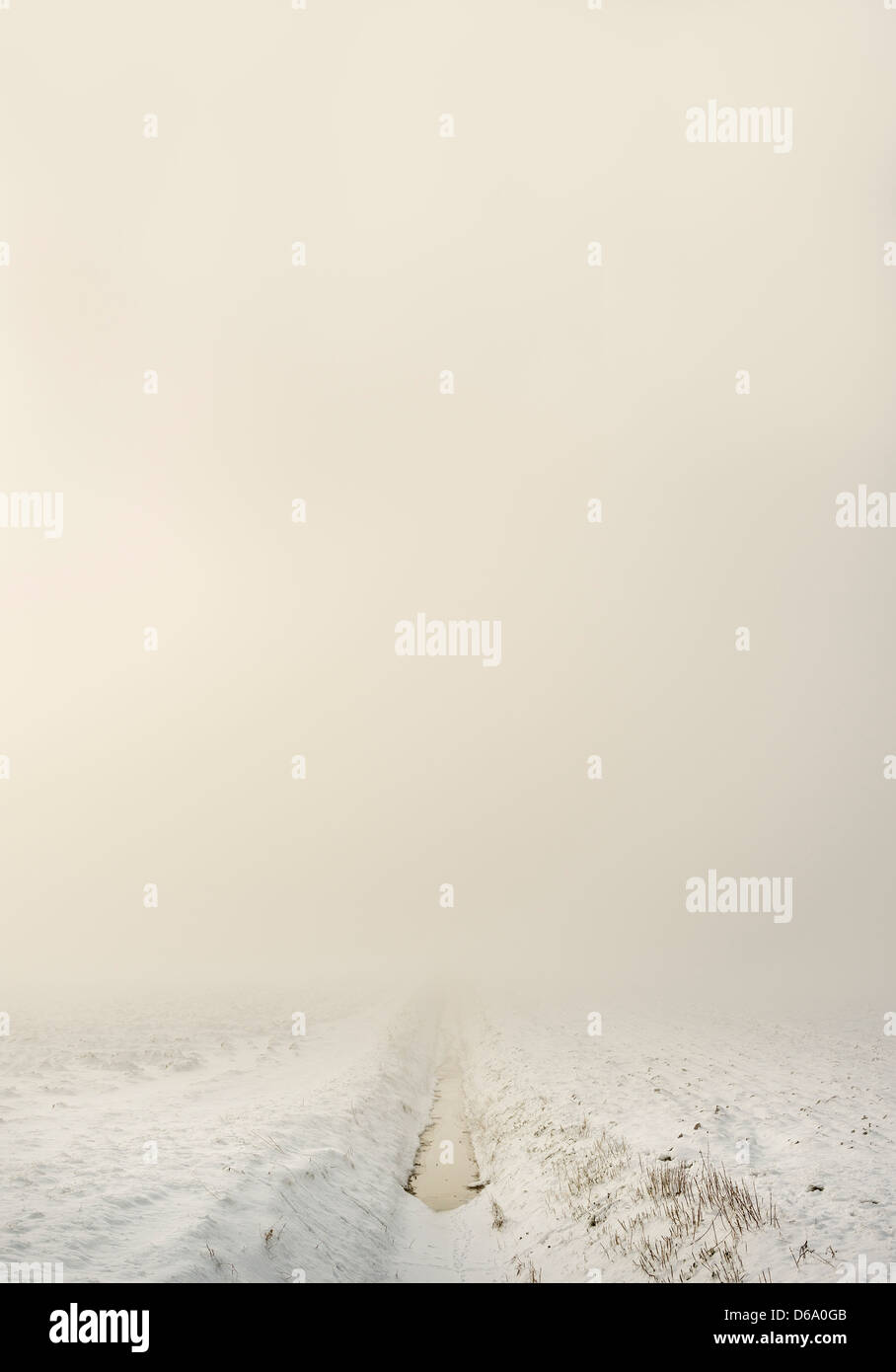 Paesaggio rurale innevato immagini e fotografie stock ad alta ...