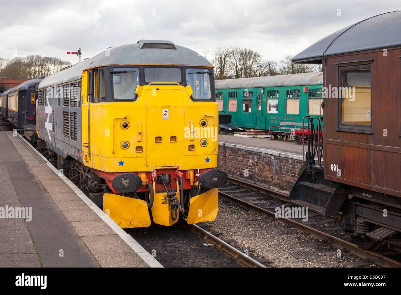 Locomotiva diesel della guida britannica immagini e fotografie stock ad ...