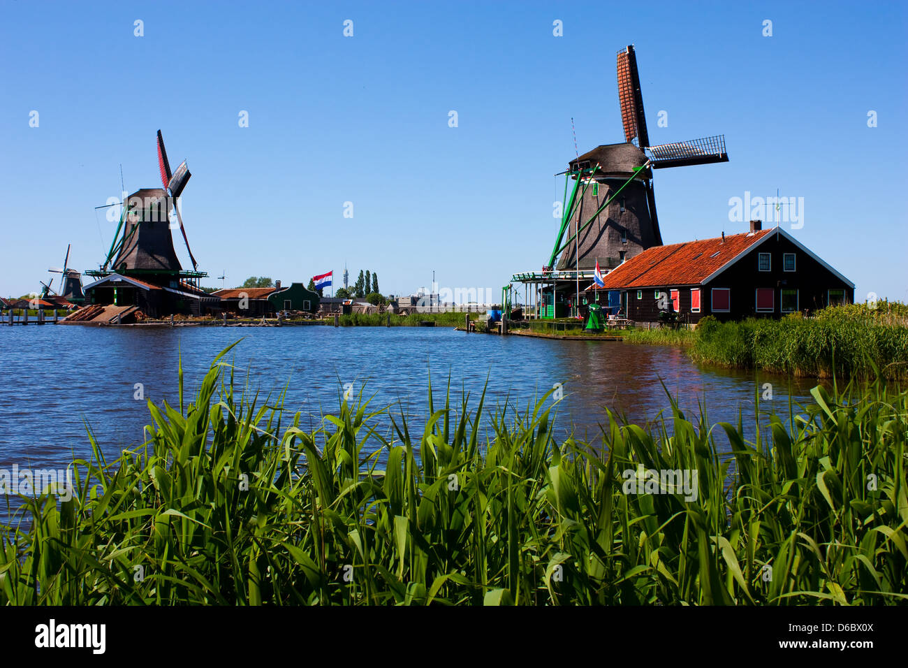Mulini in olanda immagini e fotografie stock ad alta risoluzione - Alamy