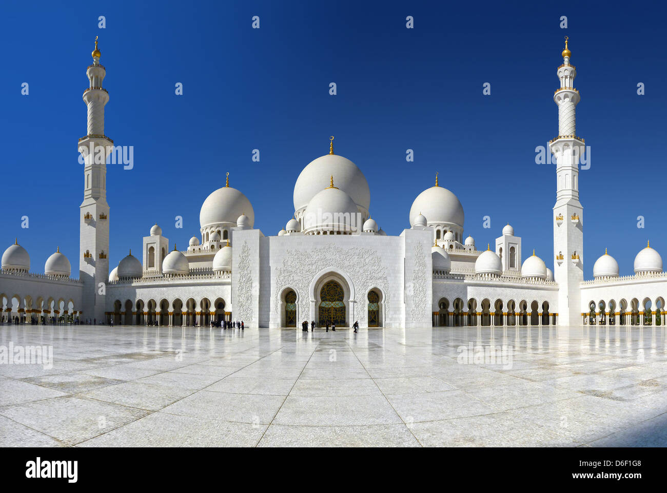 Sheikh zayed tomb immagini e fotografie stock ad alta risoluzione - Alamy