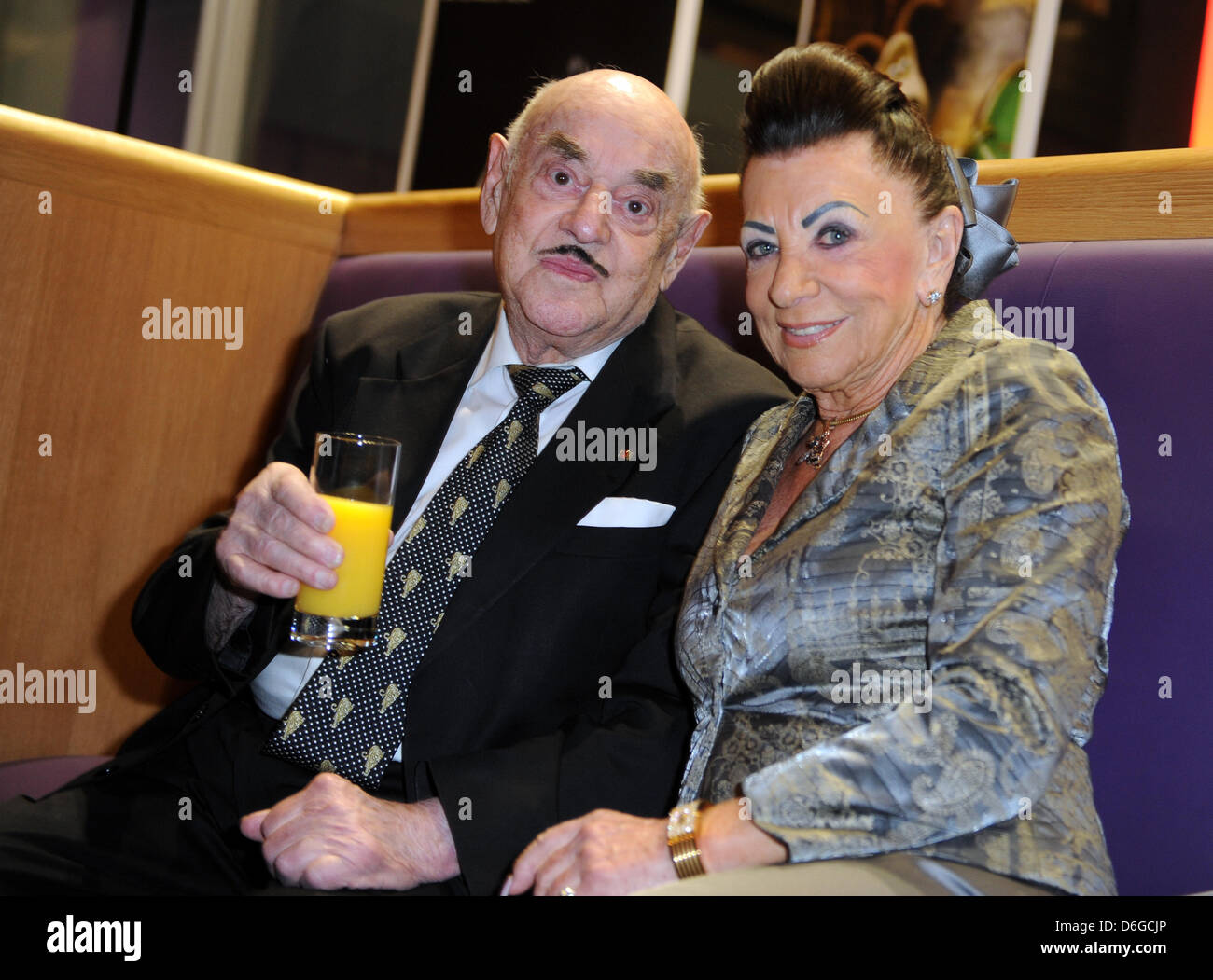 Arthur brauner immagini e fotografie stock ad alta risoluzione - Alamy