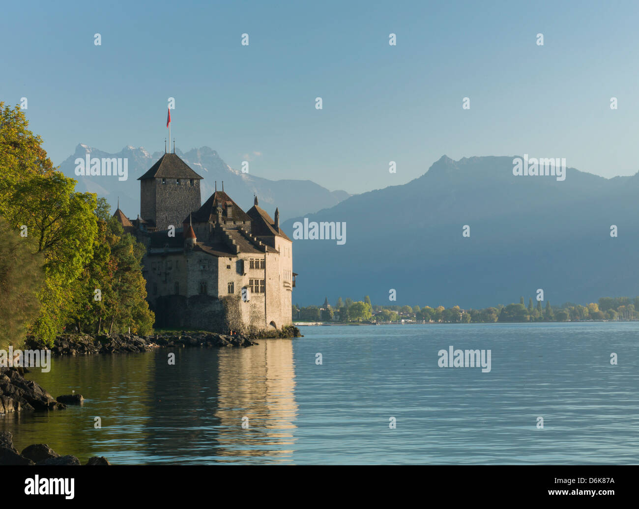 Il Castello di Chillon, sul Lago di Ginevra, Montreux, Canton Vaud ...