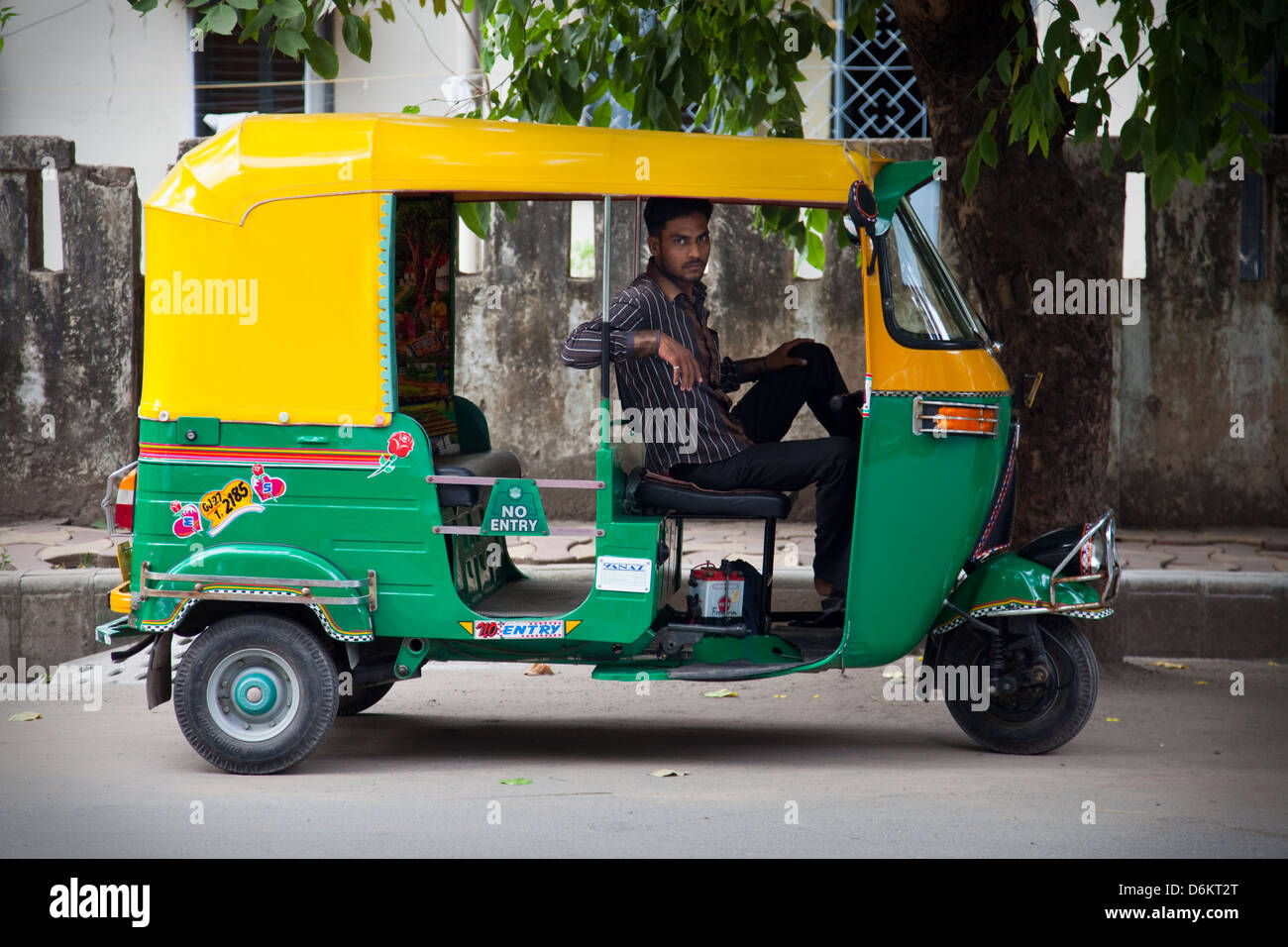 Auto rickshaw india immagini e fotografie stock ad alta risoluzione - Alamy