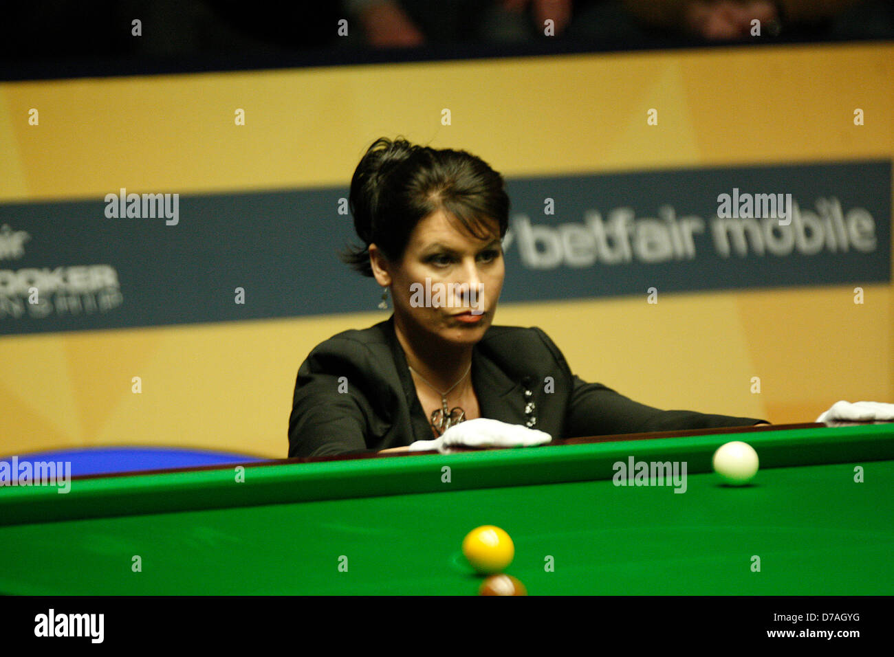 Snooker referee michaela tabb immagini e fotografie stock ad alta ...