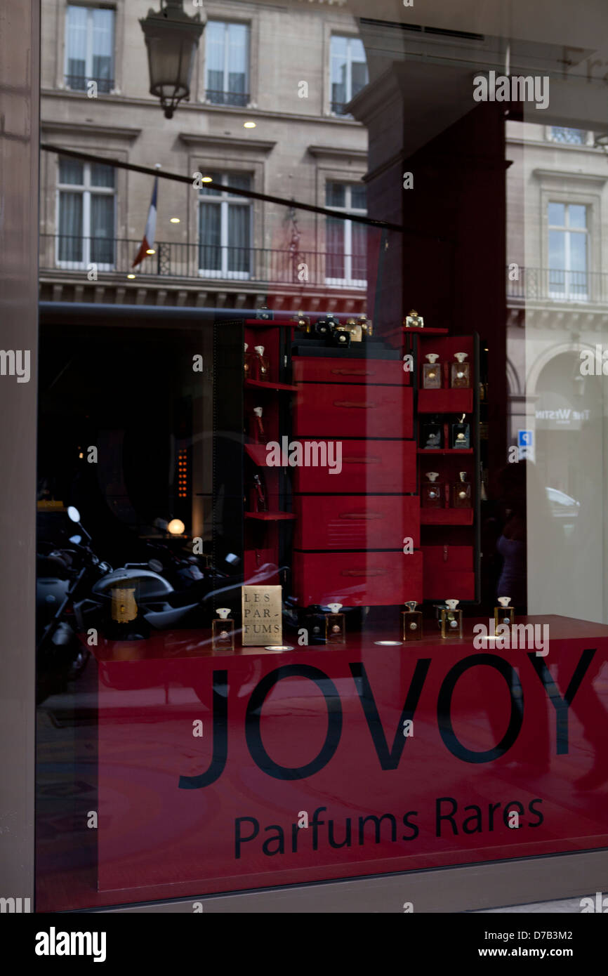 Profumi francesi di lusso immagini e fotografie stock ad alta ...