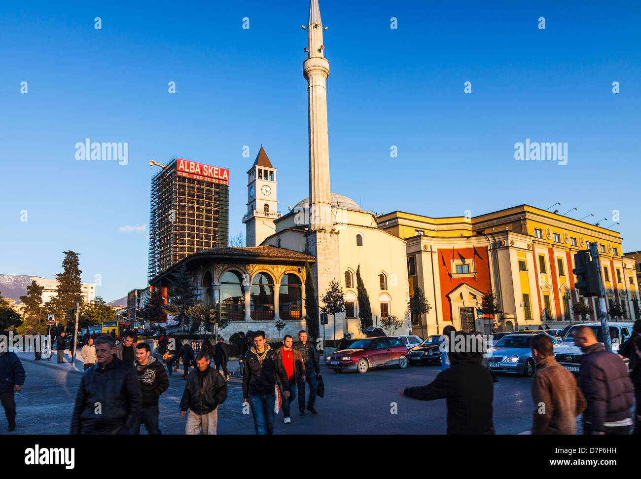 Al quadrato di skanderbeg immagini e fotografie stock ad alta ...