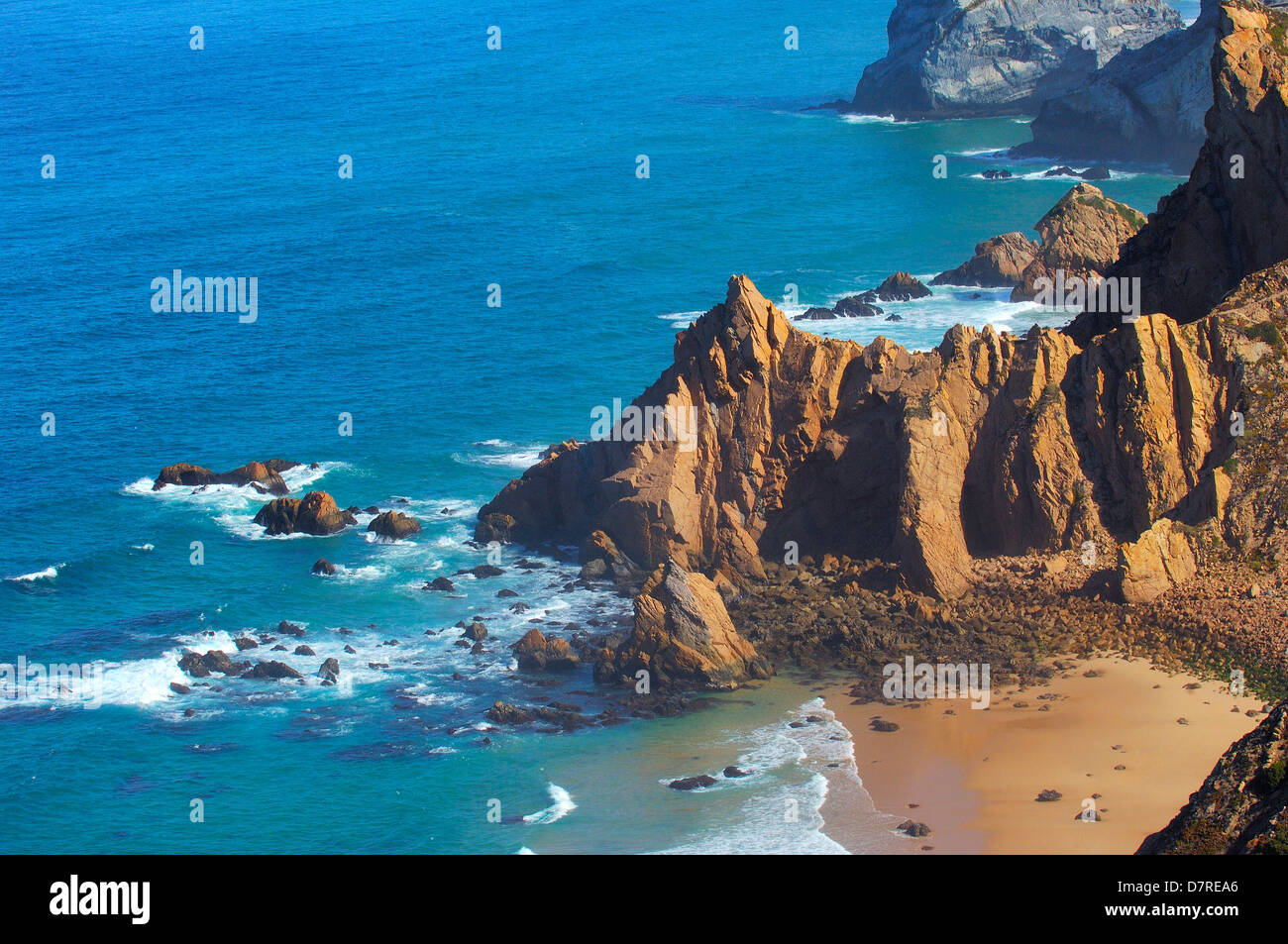 Cabo da Roca. Cliff e seascape al Capo da Roca. Distretto di Lisbona ...