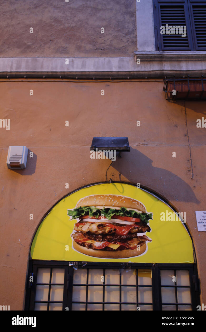 Portare via il bar immagini e fotografie stock ad alta risoluzione - Alamy