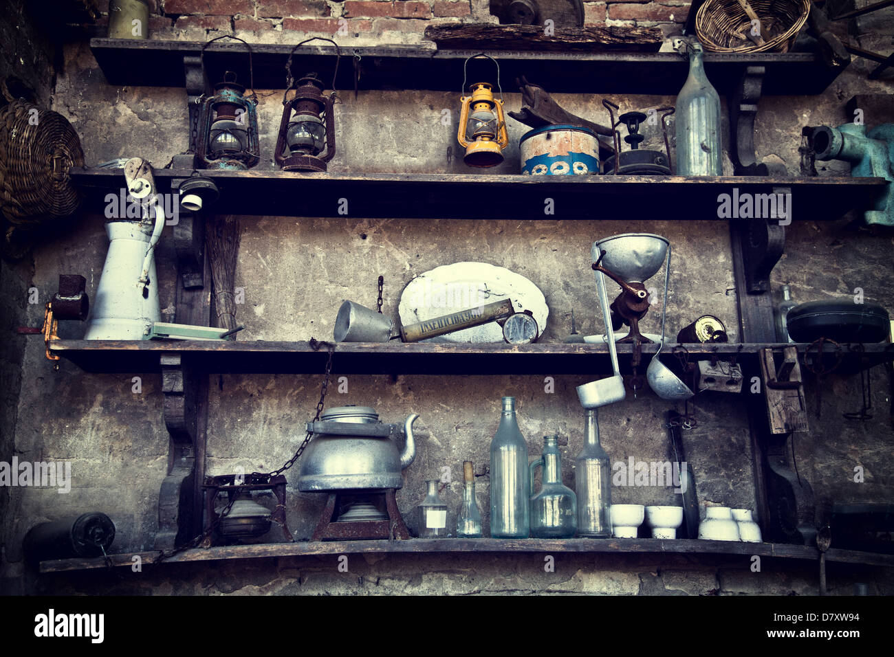 Roba d'epoca immagini e fotografie stock ad alta risoluzione - Alamy