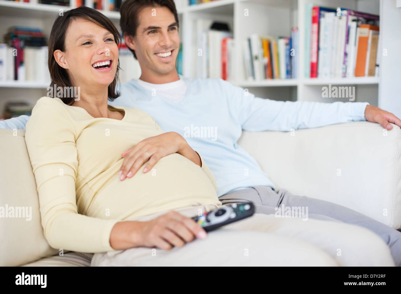 Guardare la tv disegno immagini e fotografie stock ad alta risoluzione ...