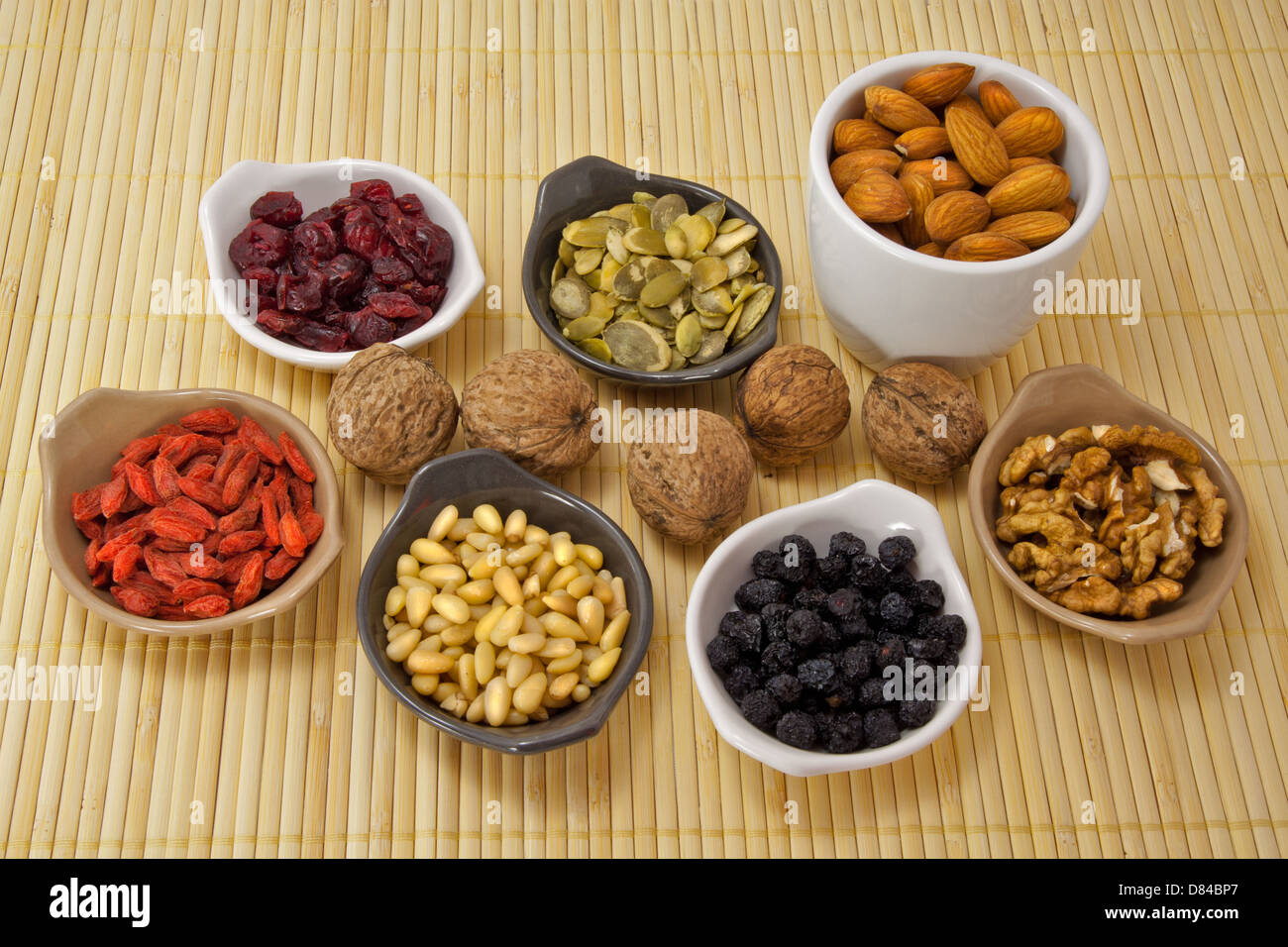 Frutti con semi immagini e fotografie stock ad alta risoluzione - Alamy