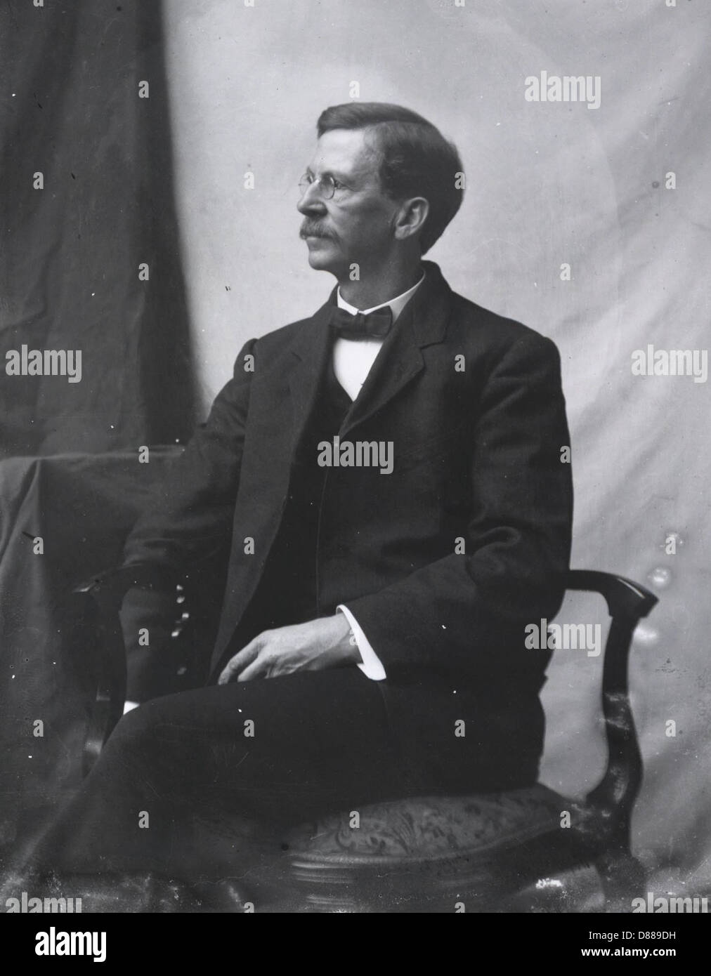 Levin a portata di mano immagini e fotografie stock ad alta risoluzione ...