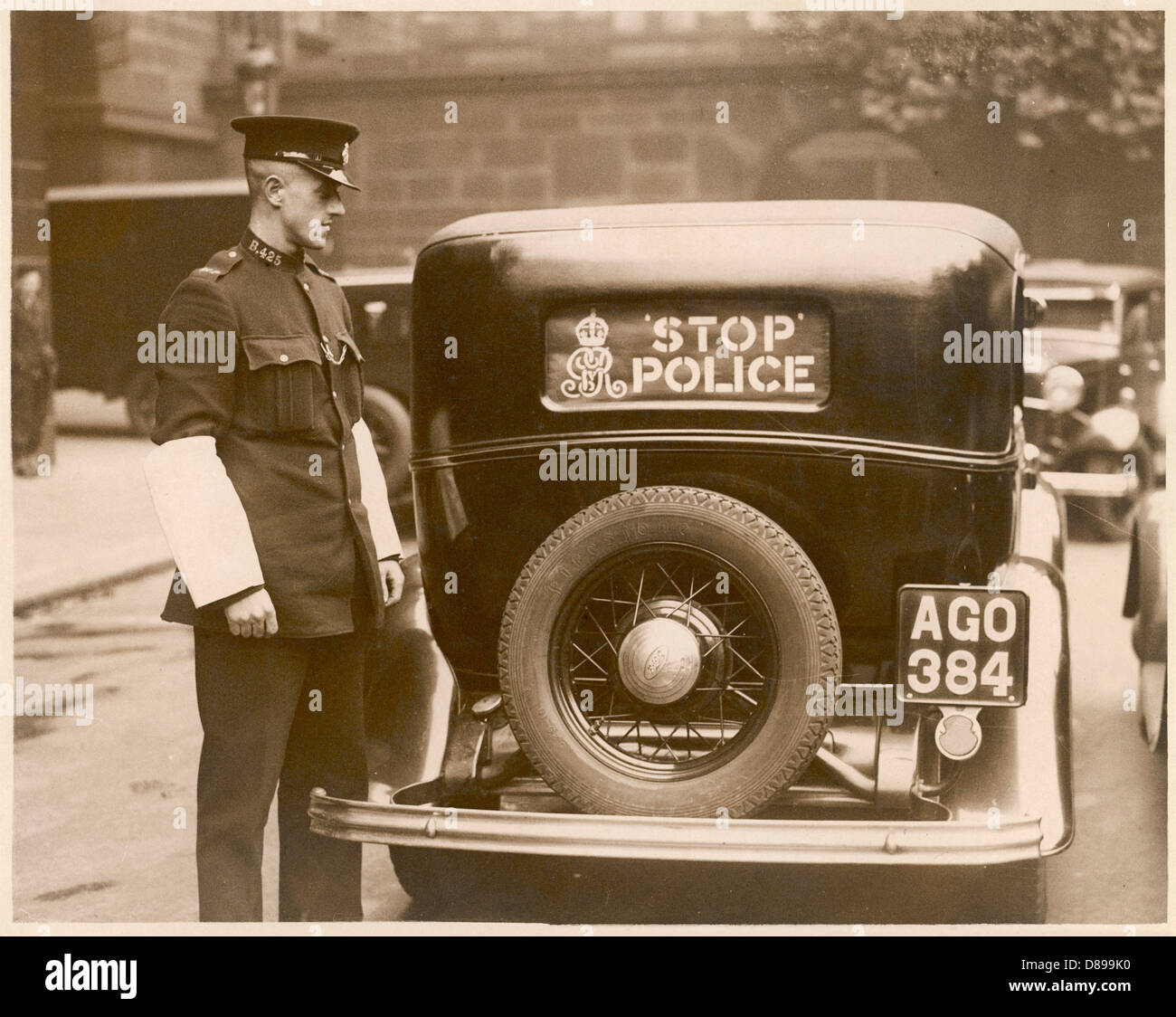 Policeman police polizia immagini e fotografie stock ad alta ...