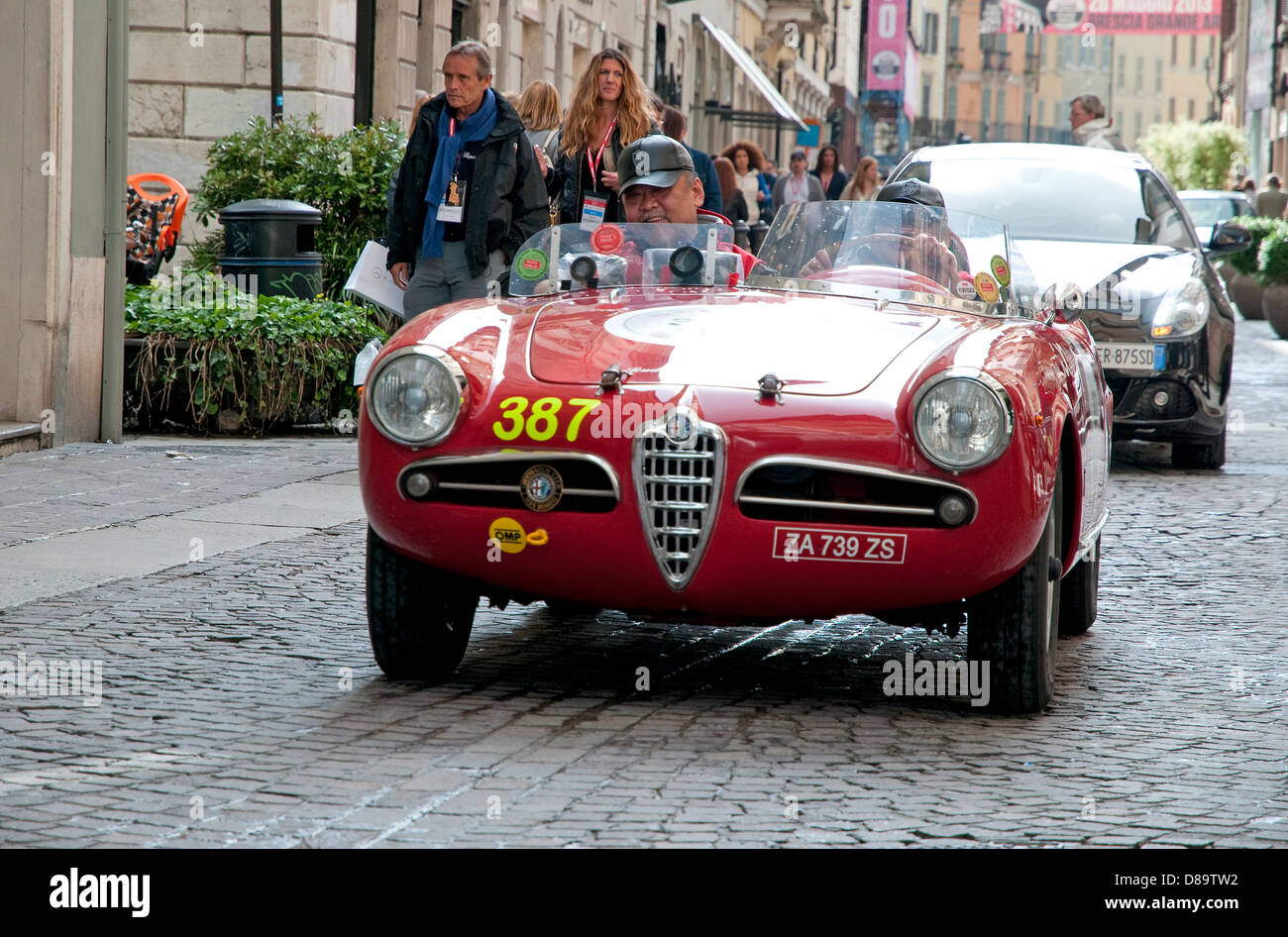 Alfa romeo giulietta race car immagini e fotografie stock ad alta risoluzione - Alamy