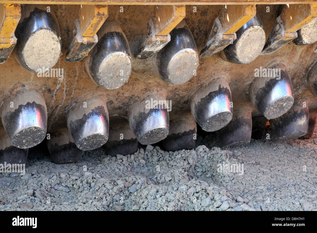 Rullo compattatore immagini e fotografie stock ad alta risoluzione - Alamy