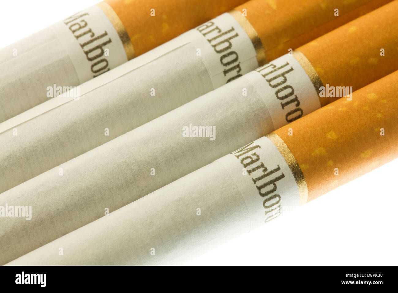 Marlboro cigarettes cigarette immagini e fotografie stock ad alta ...