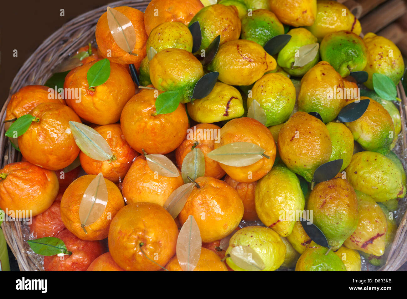 Prodotti tipici siciliani marzapane frutti (frutta martorana), Siracusa ...
