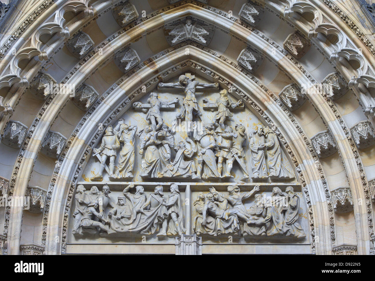 La cattedrale gotica di san vito immagini e fotografie stock ad alta ...