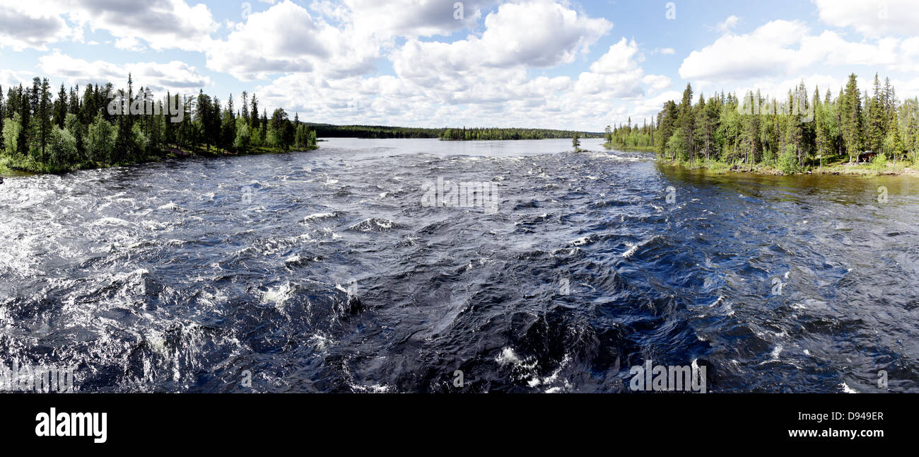 Fiume torne immagini e fotografie stock ad alta risoluzione - Alamy