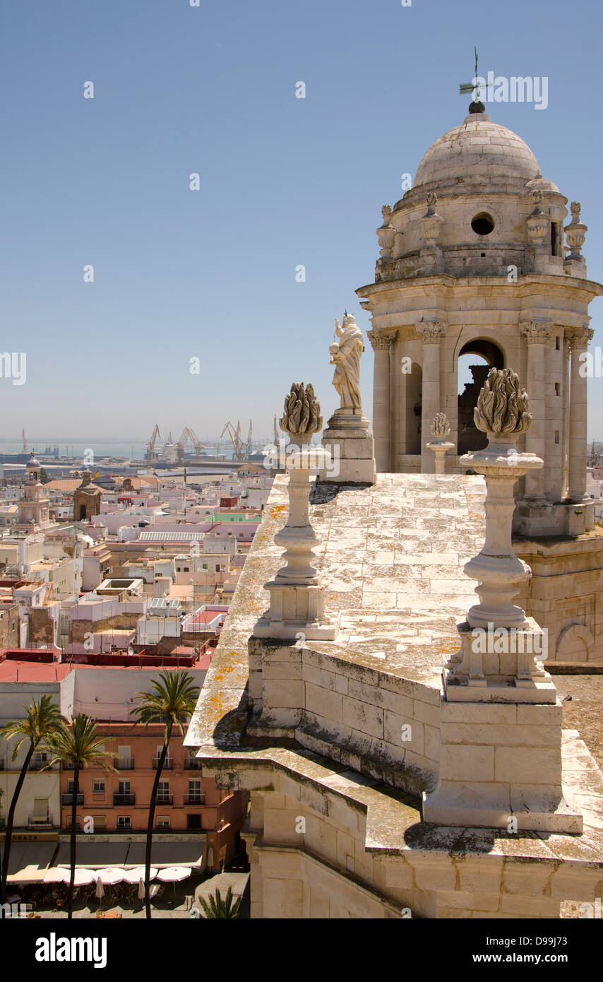 Cadiz statue immagini e fotografie stock ad alta risoluzione - Alamy