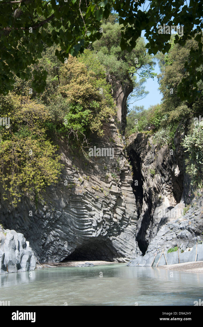 Alcantara canyon, fiume, Sicilia, Italia, le Gole dell'Alcantara ...