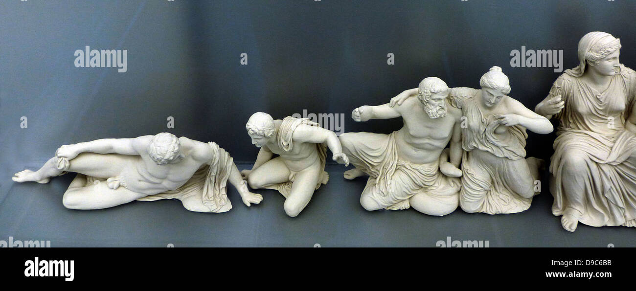 La ricostruzione del frontone ovest del Partenone secondo un disegno da ...