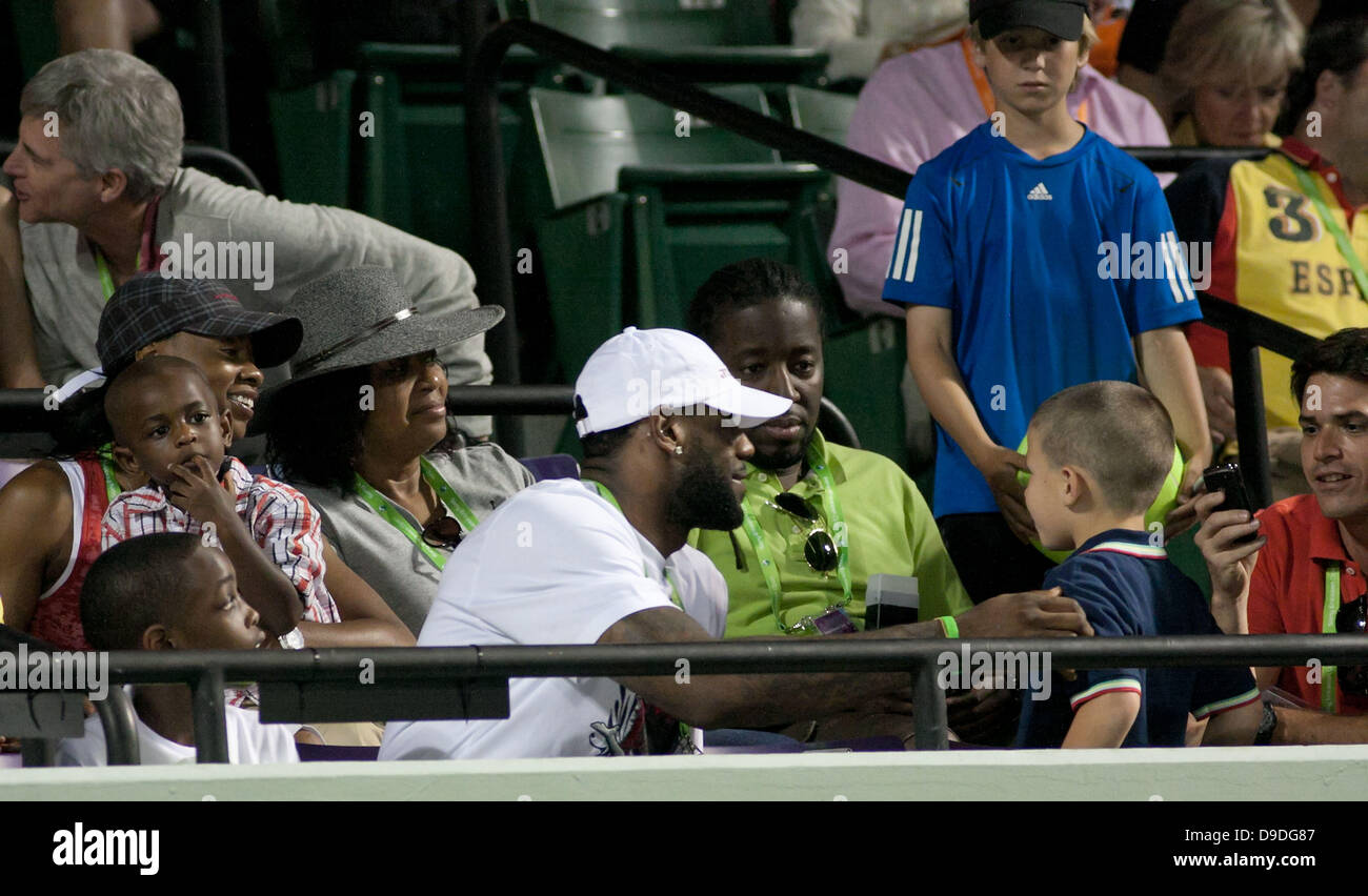 Lebron james family immagini e fotografie stock ad alta risoluzione - Alamy