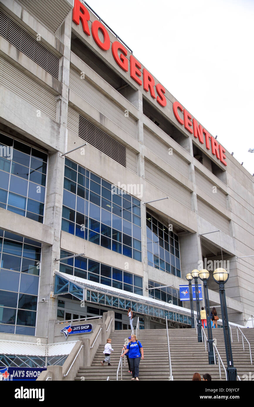Rogers arena immagini e fotografie stock ad alta risoluzione - Alamy