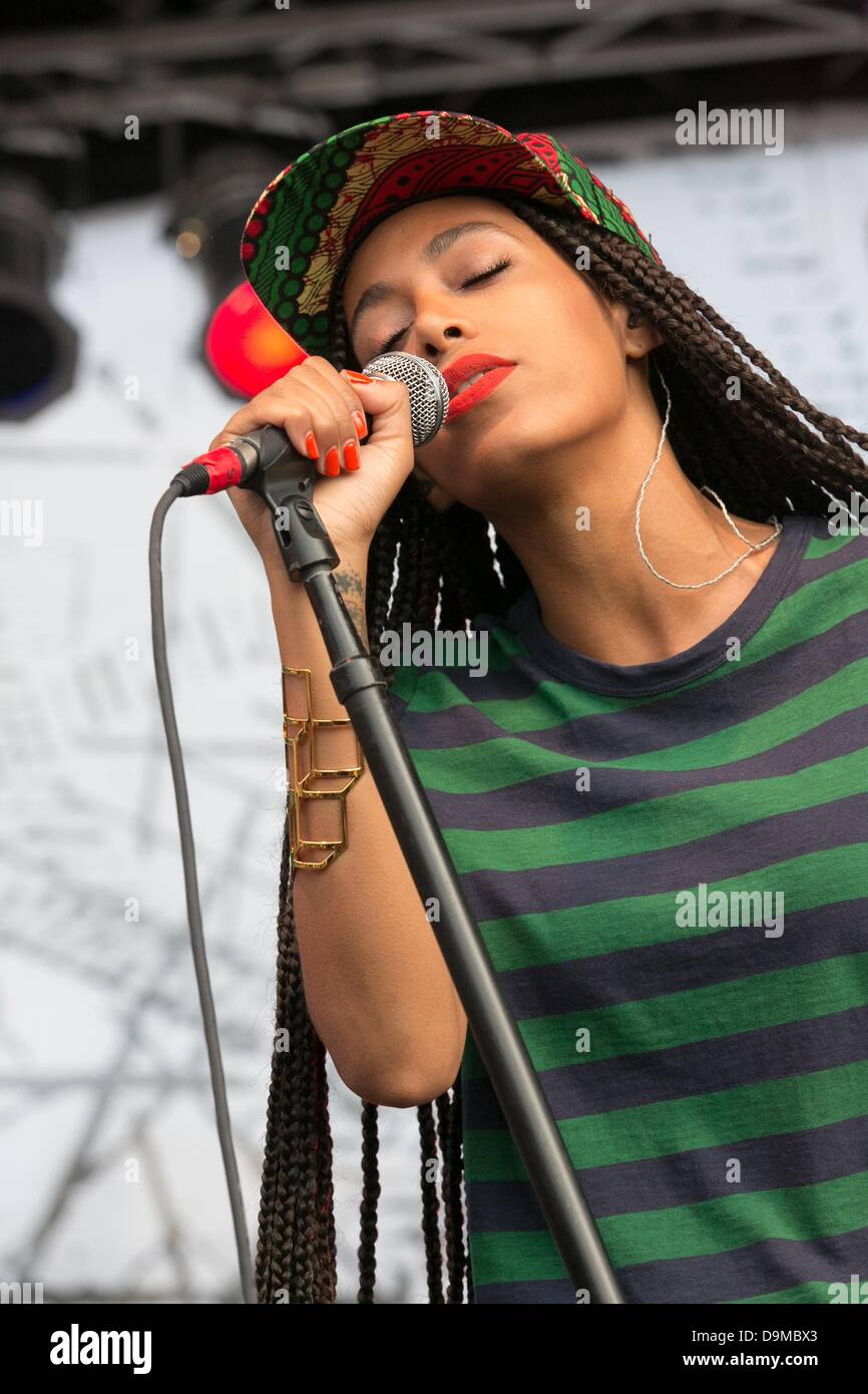 Solange piaget knowles immagini e fotografie stock ad alta risoluzione ...