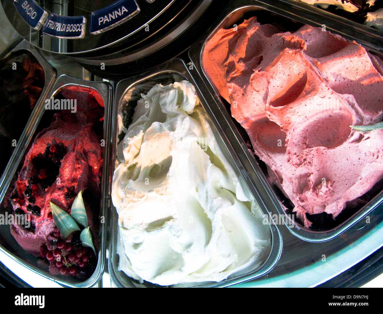 Gelati gelati gelati immagini e fotografie stock ad alta risoluzione ...