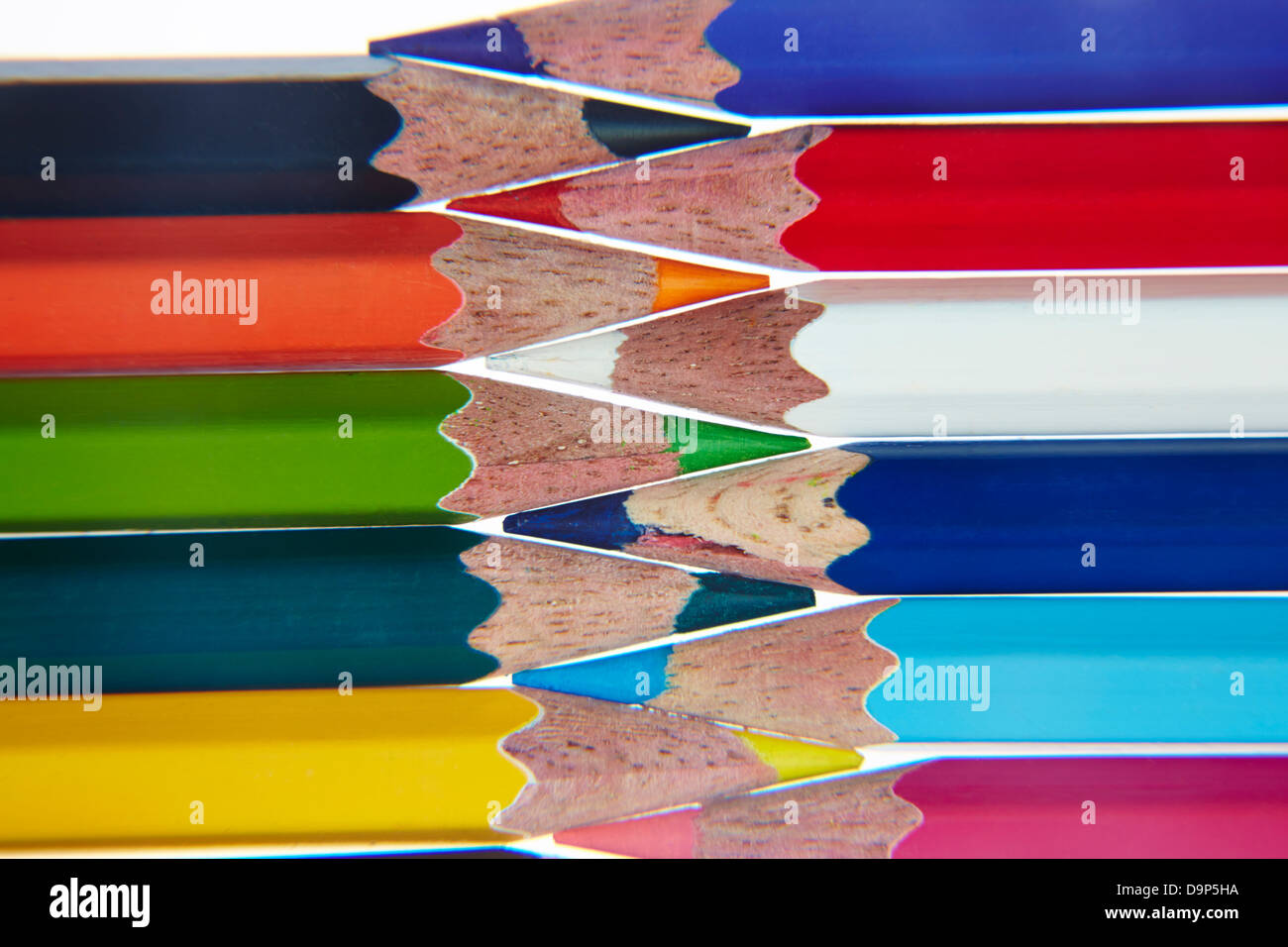 Una matite colorate immagini e fotografie stock ad alta risoluzione - Alamy