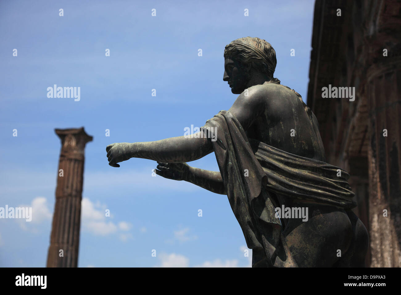 Apollo and diana immagini e fotografie stock ad alta risoluzione - Alamy