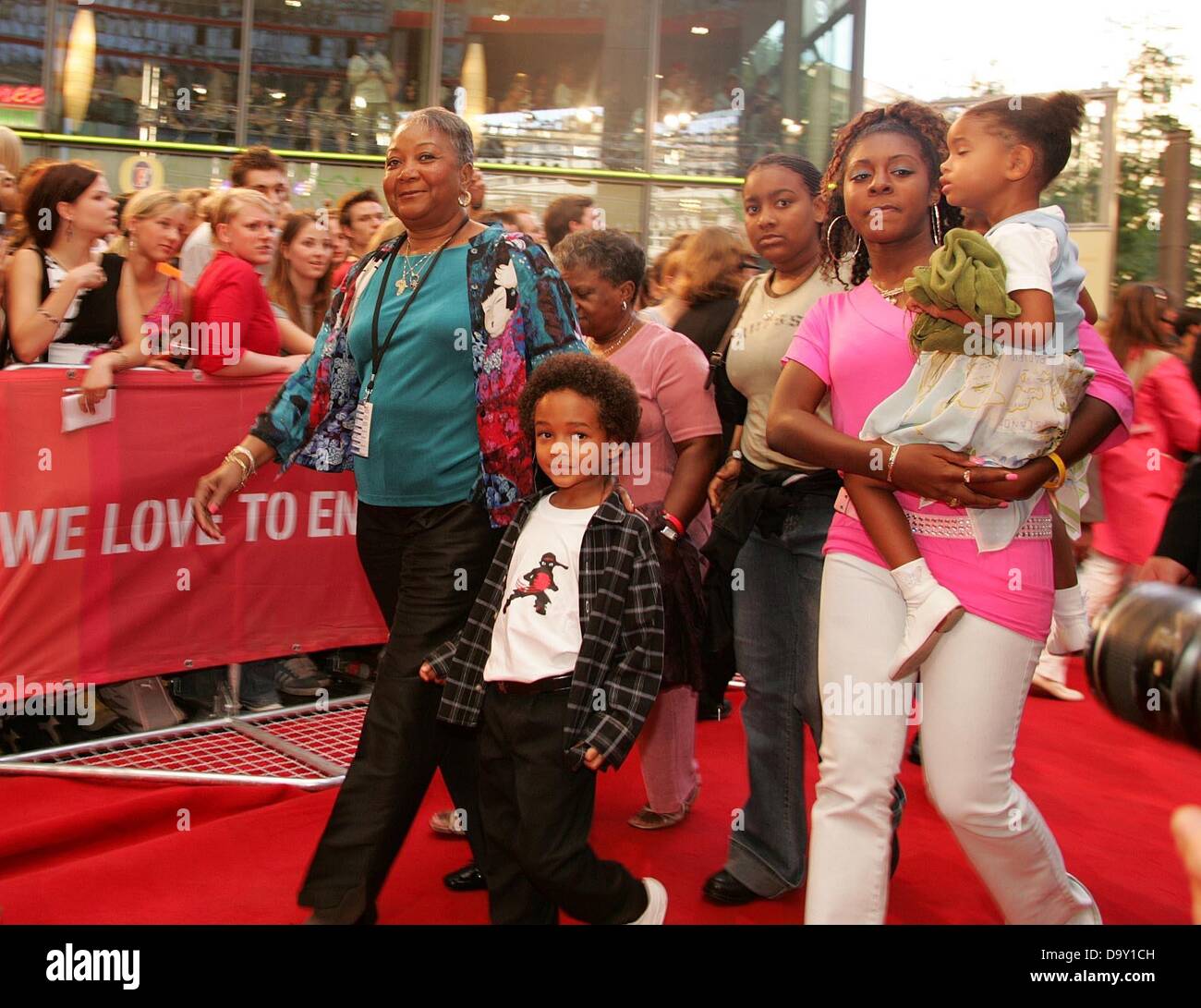 Will Smith i bambini con le loro bambinaie: Figlio Jaden e la figlia ...