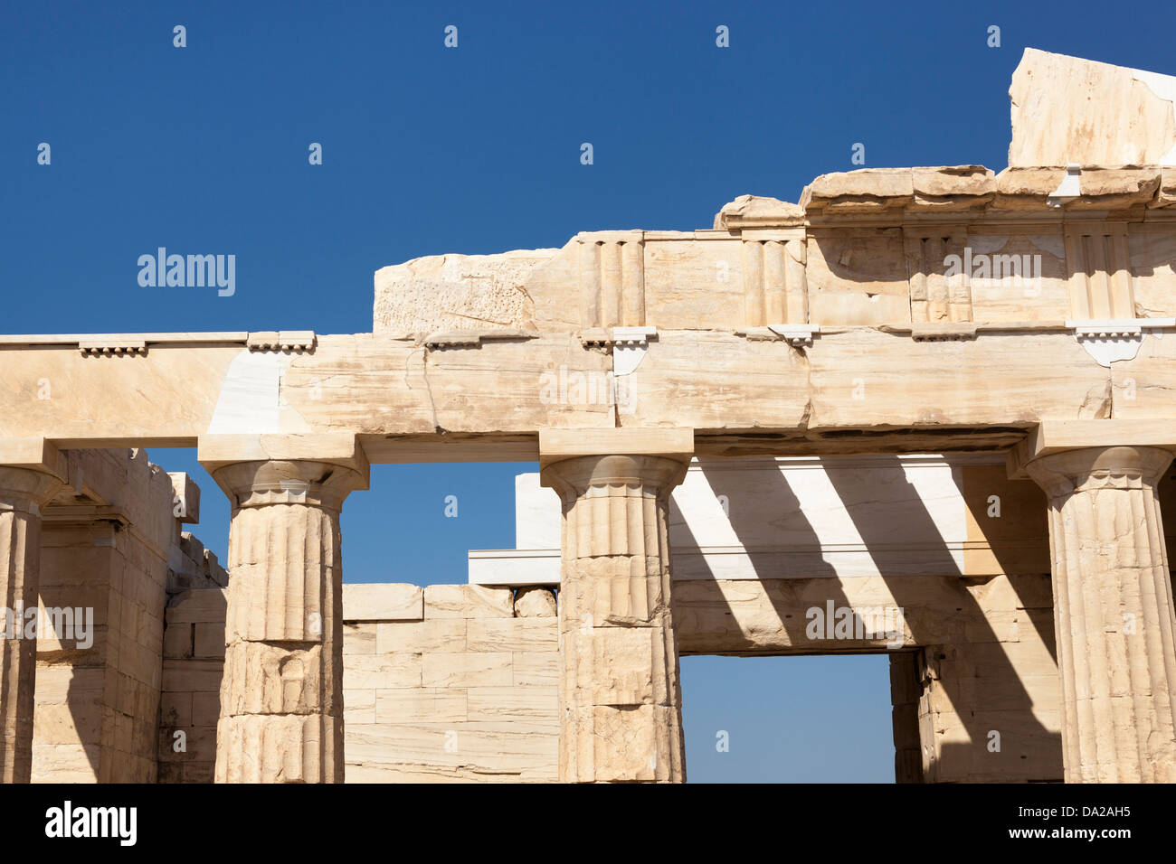 Propile dorico immagini e fotografie stock ad alta risoluzione - Alamy