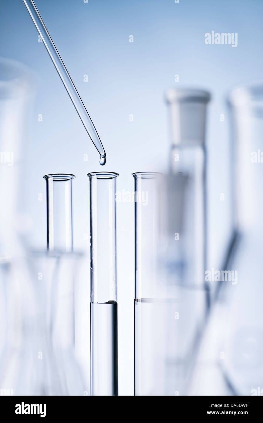 Tubo scientifico in laboratorio immagini e fotografie stock ad alta ...