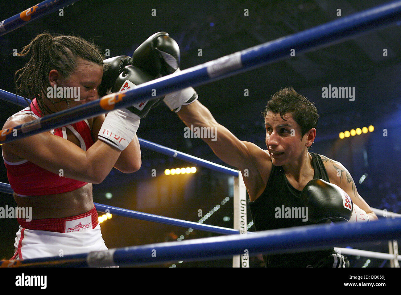 Julia sahin immagini e fotografie stock ad alta risoluzione - Alamy