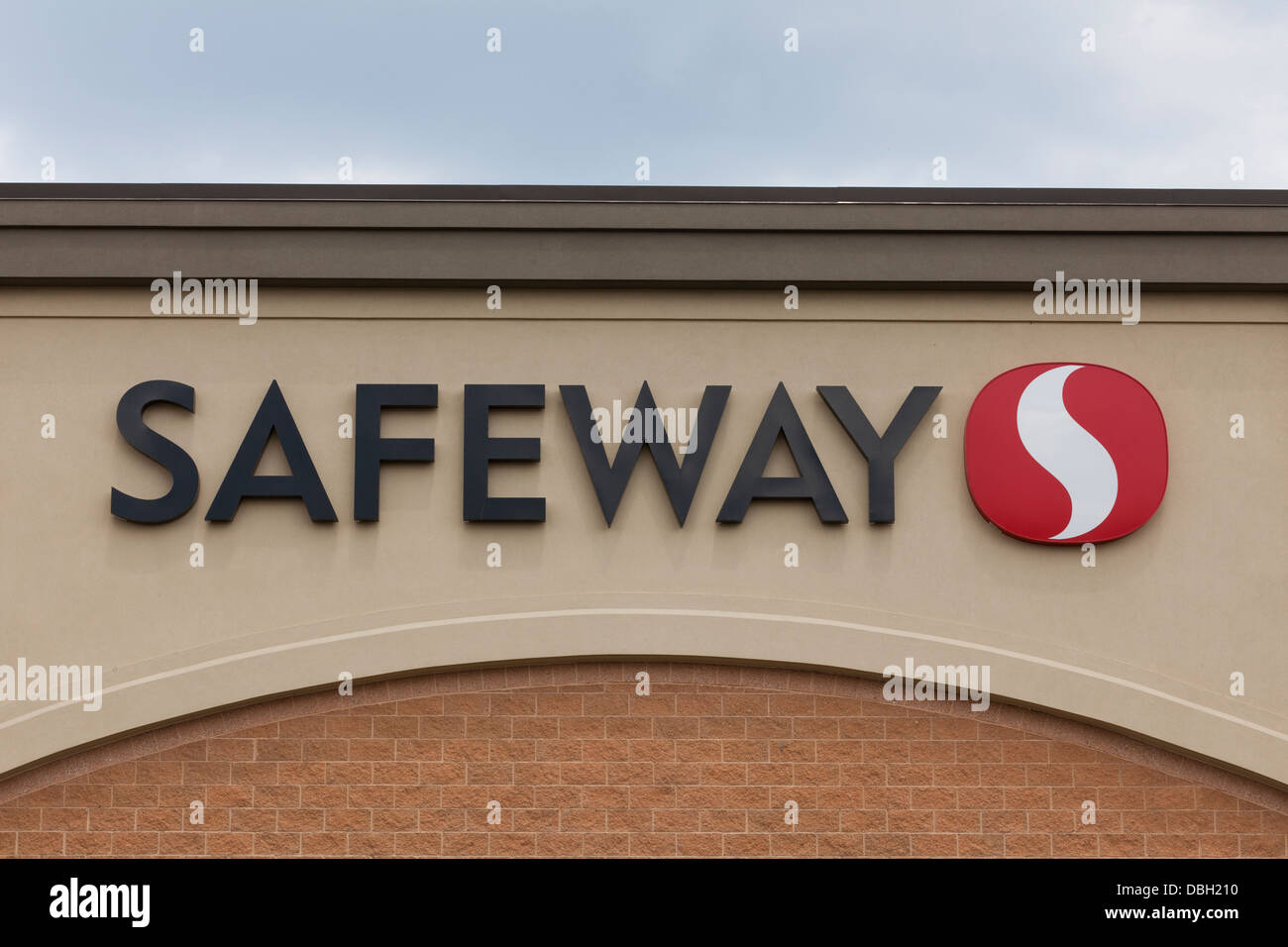 The safeway supermarket sign immagini e fotografie stock ad alta ...