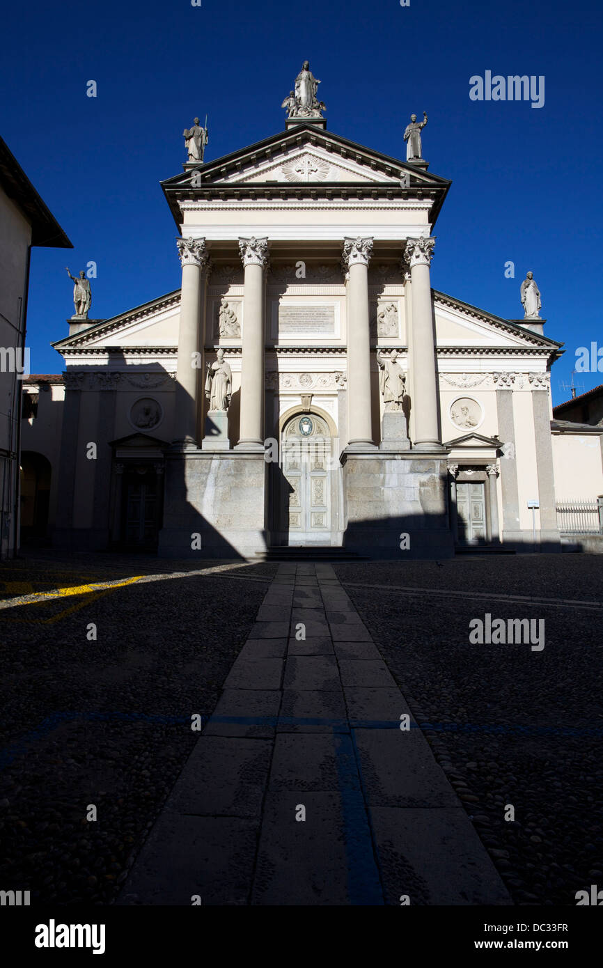 Cathedral ivrea italy immagini e fotografie stock ad alta risoluzione ...