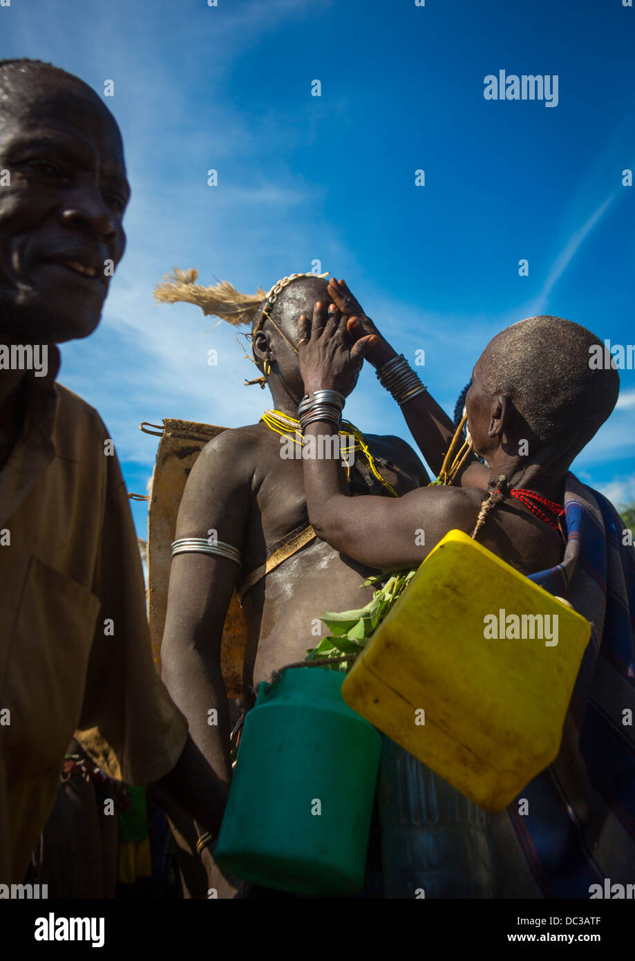 Bodi tribe fat man during immagini e fotografie stock ad alta ...
