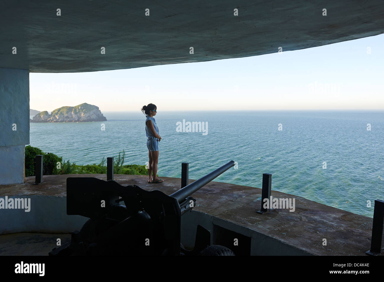 Military bunkers immagini e fotografie stock ad alta risoluzione - Alamy