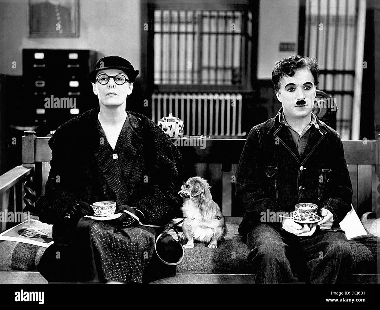 Tempi moderni - Charlie Chaplin - diretto da Charlie Chaplin - United ...