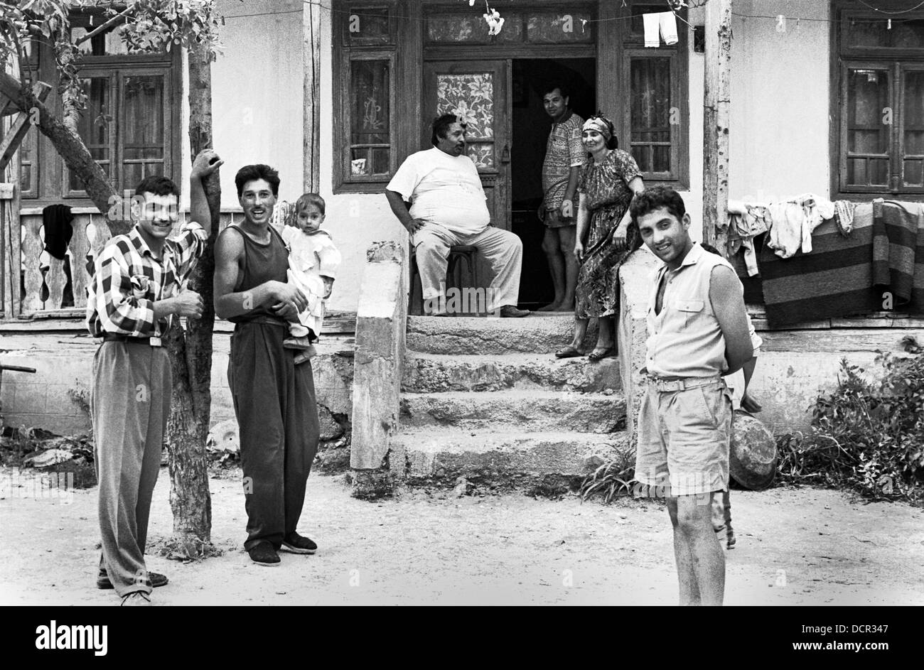 Zingari romania immagini e fotografie stock ad alta risoluzione - Alamy