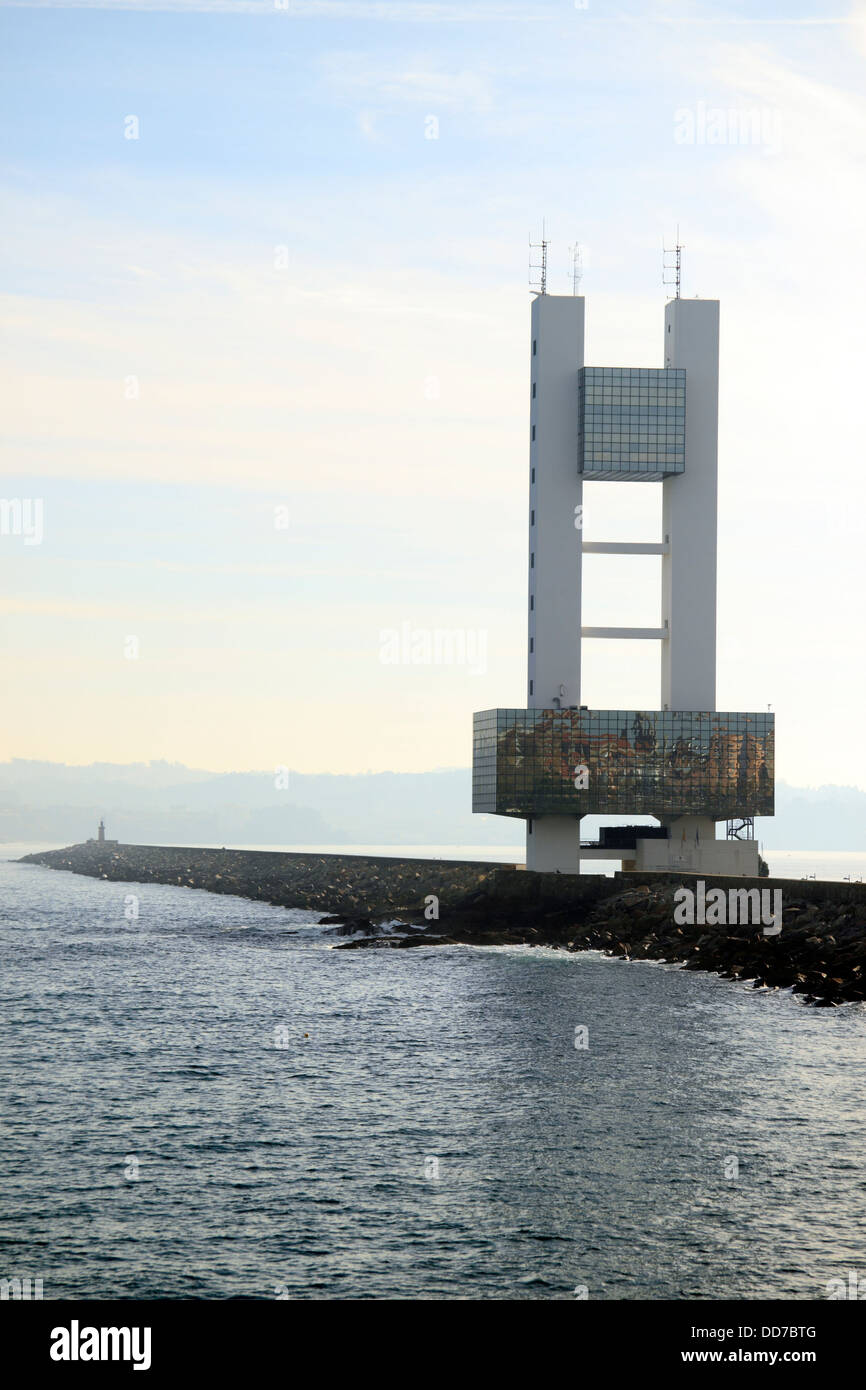Torre de control maritimo immagini e fotografie stock ad alta ...