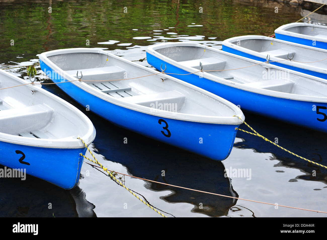 Lago di barca da pesca immagini e fotografie stock ad alta risoluzione ...