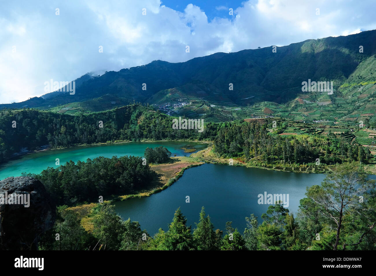 Dieng altopiano immagini e fotografie stock ad alta risoluzione - Alamy