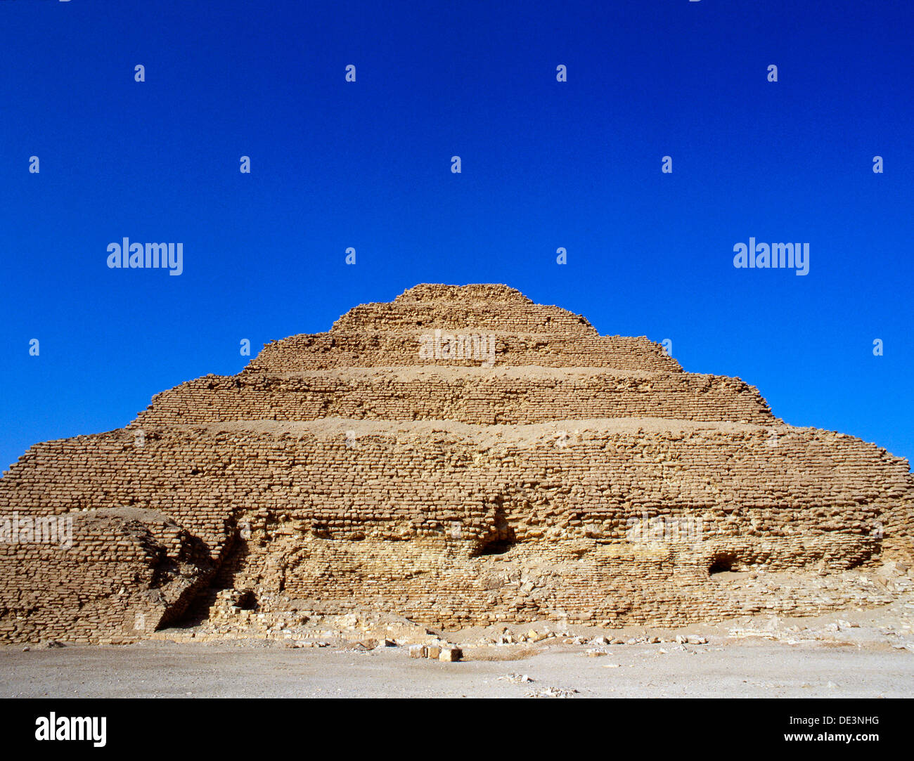 Piramide A Gradoni Di Zoser Immagini e Fotos Stock - Alamy