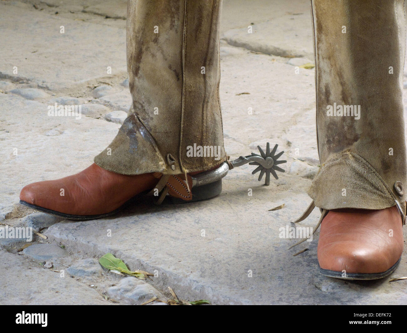 Stivali da cowboy con speroni immagini e fotografie stock ad alta ...