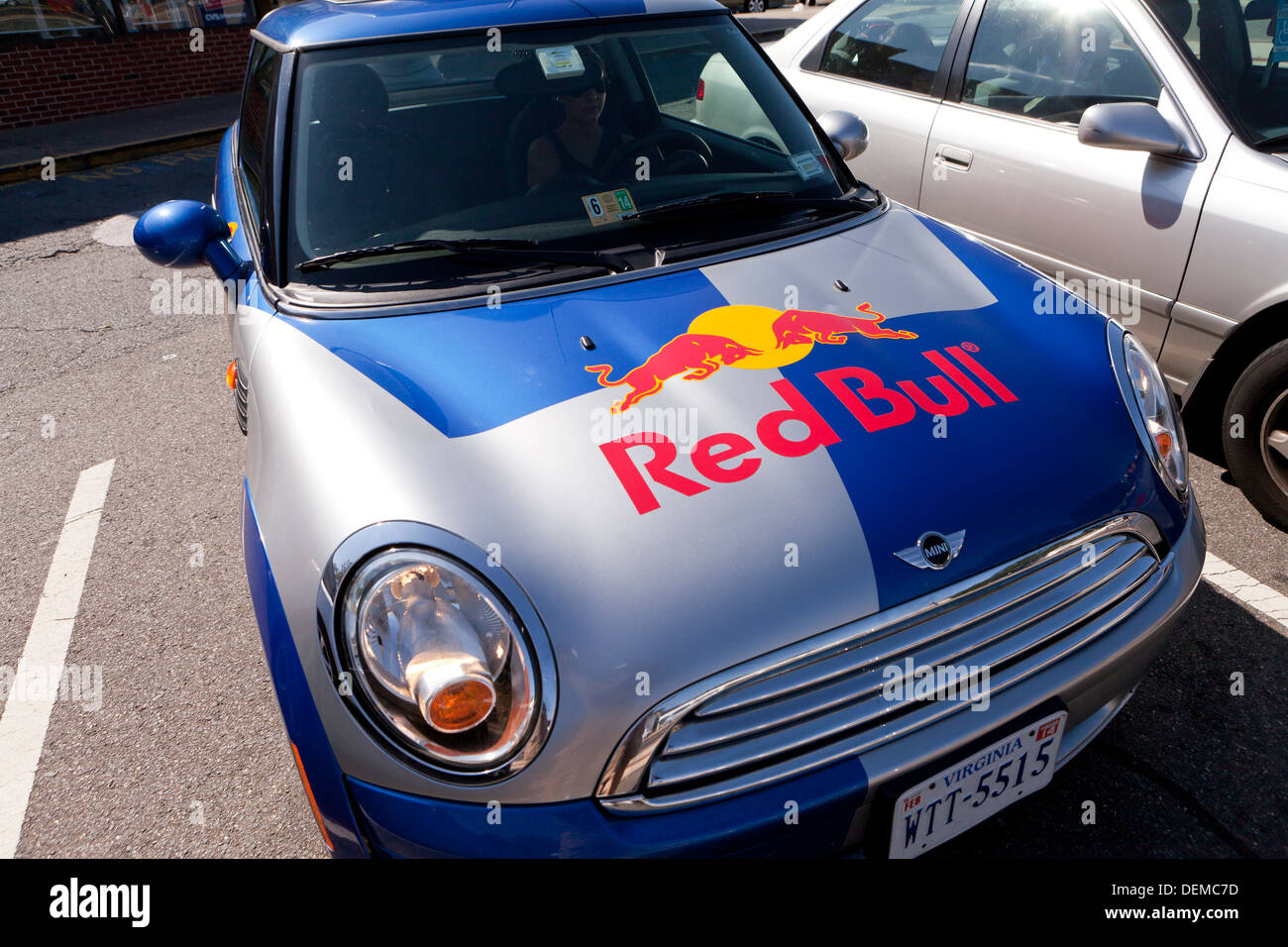 Red bull mini cooper immagini e fotografie stock ad alta risoluzione ...