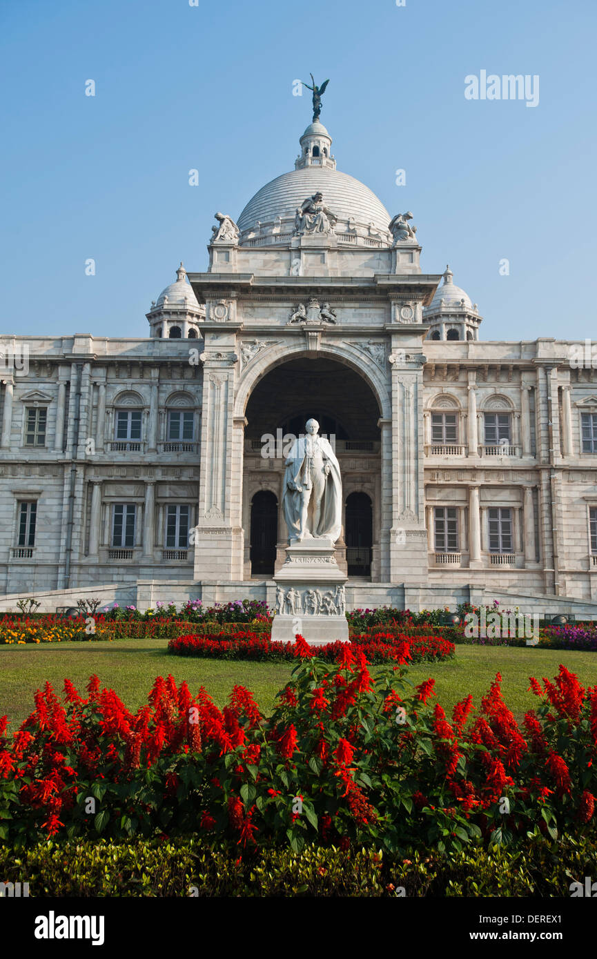 Victoria memorial calcutta statue immagini e fotografie stock ad alta ...