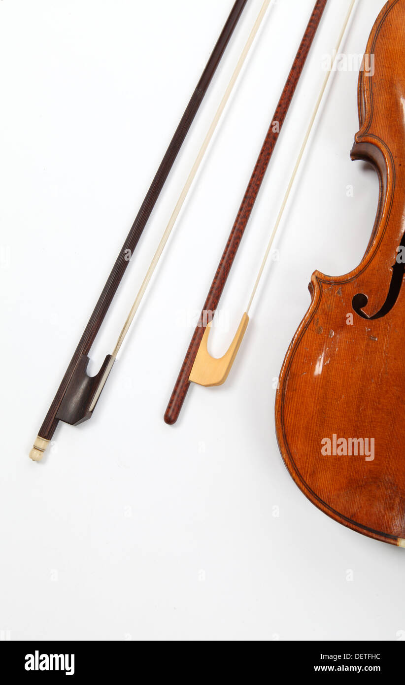 Violino barocco immagini e fotografie stock ad alta risoluzione - Alamy